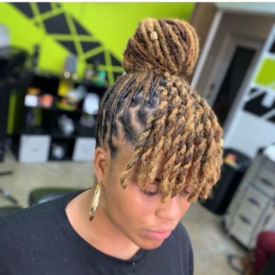 Les 100 plus belles coiffures avec dreadlocks