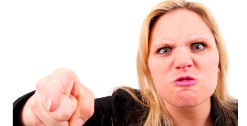6 Astuces pour imposer le respect face à une personne agressive