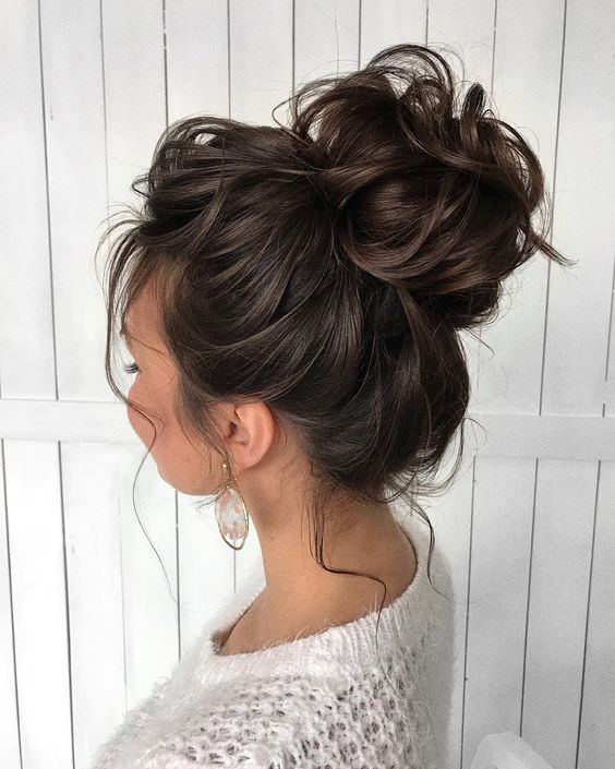 53 Chignons Hauts De Mariage Pour Sinspirer